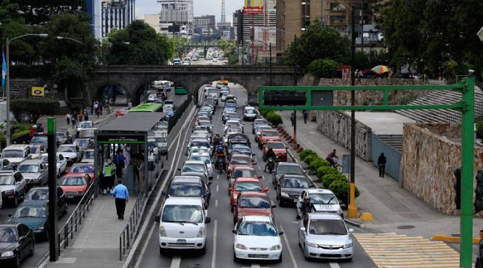 ¿Cómo imprimir la tarjeta de circulación de vehículos?