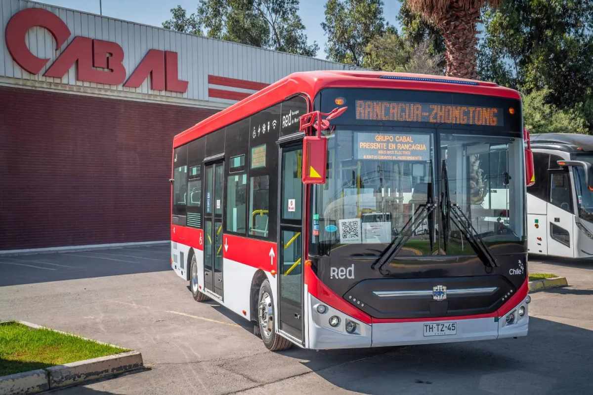 Chile suma nuevos buses eléctricos a su flota de transporte público