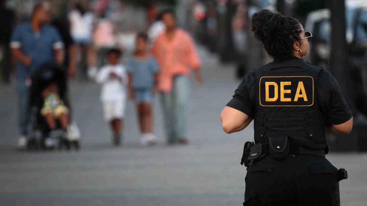 Bolivia anuncia el pronto retorno de la DEA y está alarmada porque la ...
